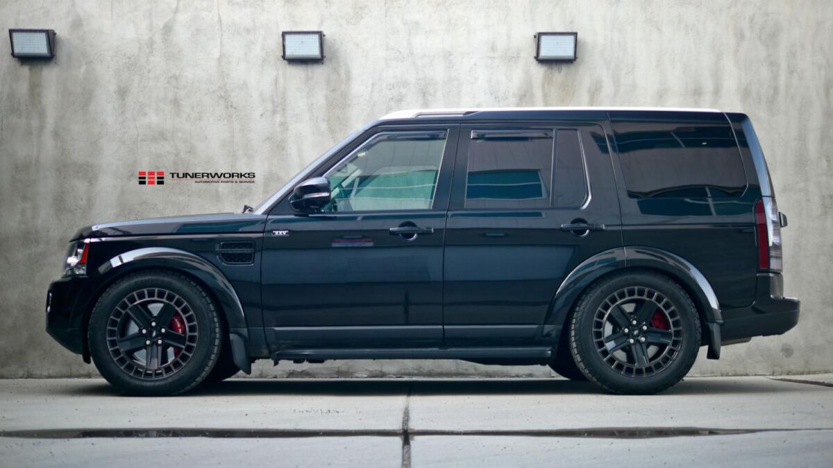 Land Rover LR4 - Fresh and Custom